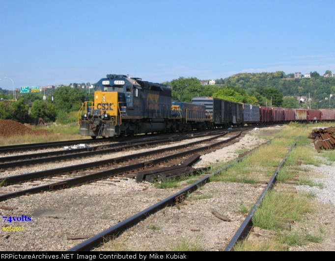CSX 2414 is one of the Queensgate hump sets